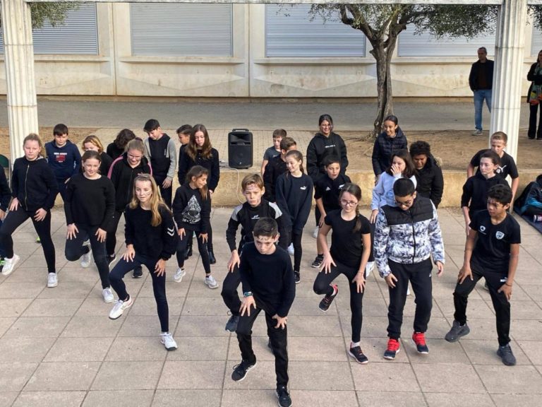 Le Haka des 6es du collège Emile-Thomas à Draguignan